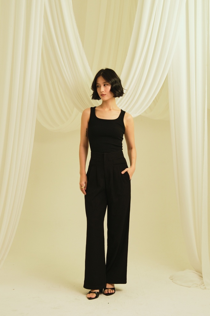 Esara Ribbed Top | kainmu.com